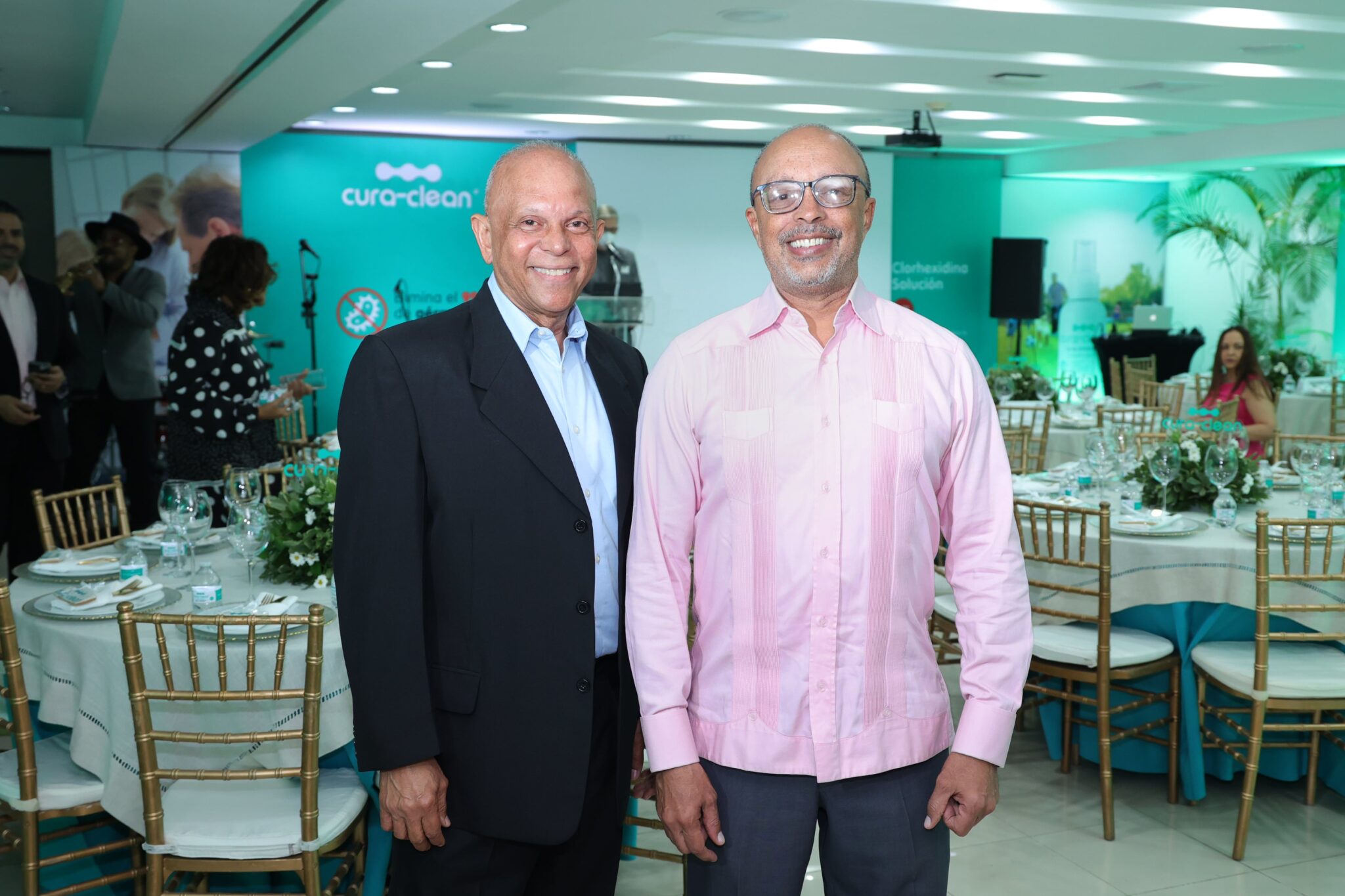 Farmacéutica Sued & Fargesa lanza Cura Clean, Clorhexidina al 2%