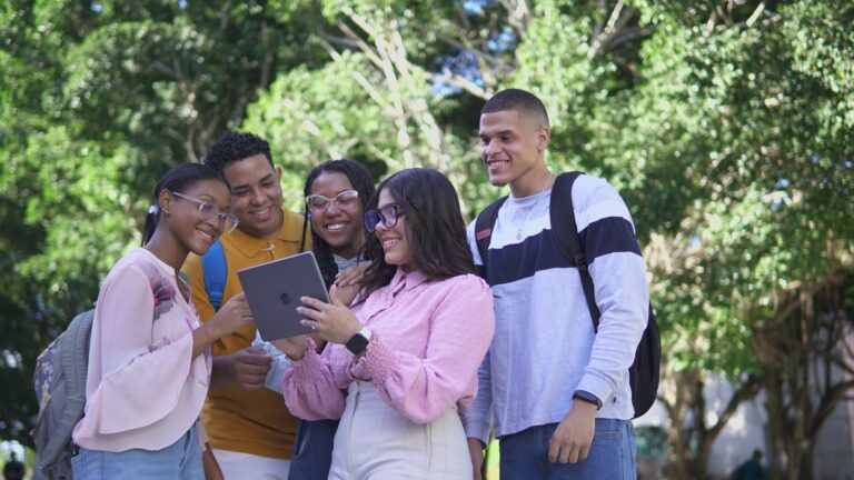 ITLA abre convocatoria para 100 becas en carreras tecnológicas de alta ...